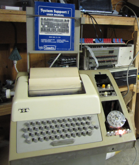 Teletype Model 33 SN xyz - TheRetroWagon