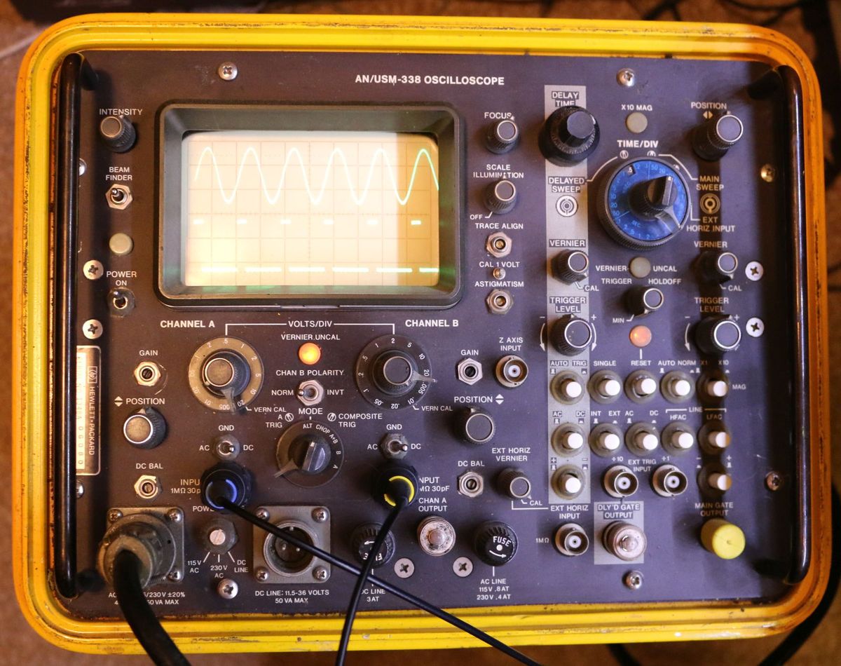 AN/USM-338 Oscilloscope - TheRetroWagon
