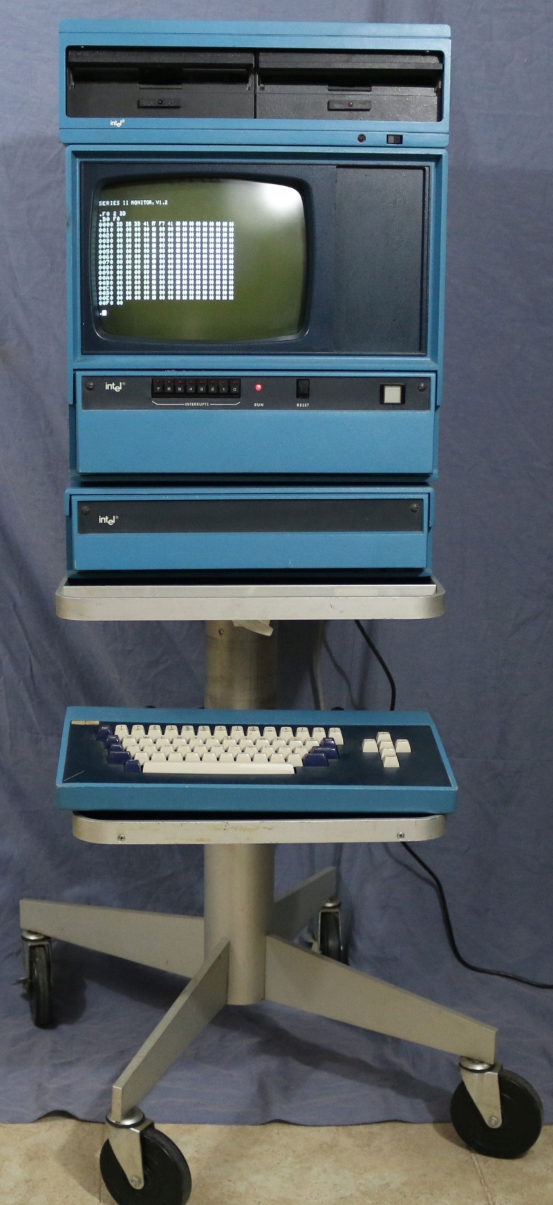 Intel MDS 230 - TheRetroWagon