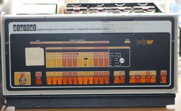 PDP 8M SN PR03 08004 - TheRetroWagon